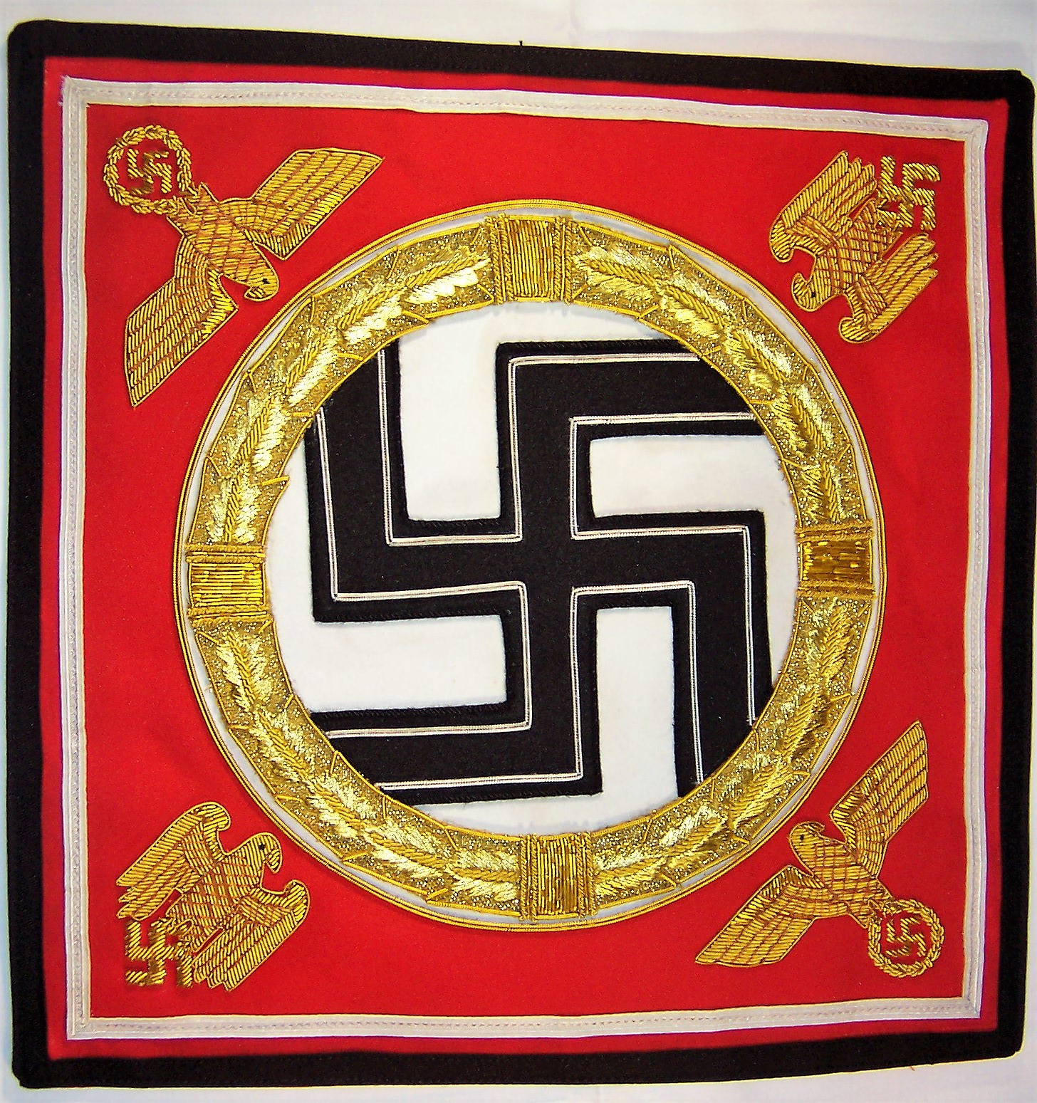 Adolf Hitler Fuhrer Standard 1×1 Foot (31cm) Standarte WW2 German Flag ...